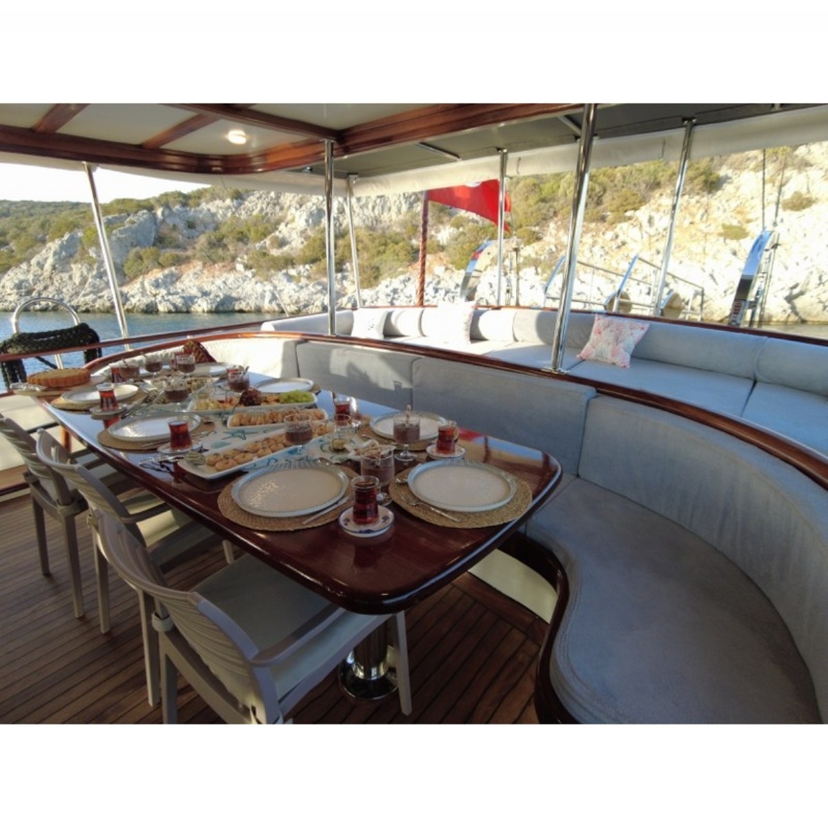 L490 Luxury Gulet Charter for 8 People Su Perisi C | Luxury Gulets | Gulet Charter Turkey ...